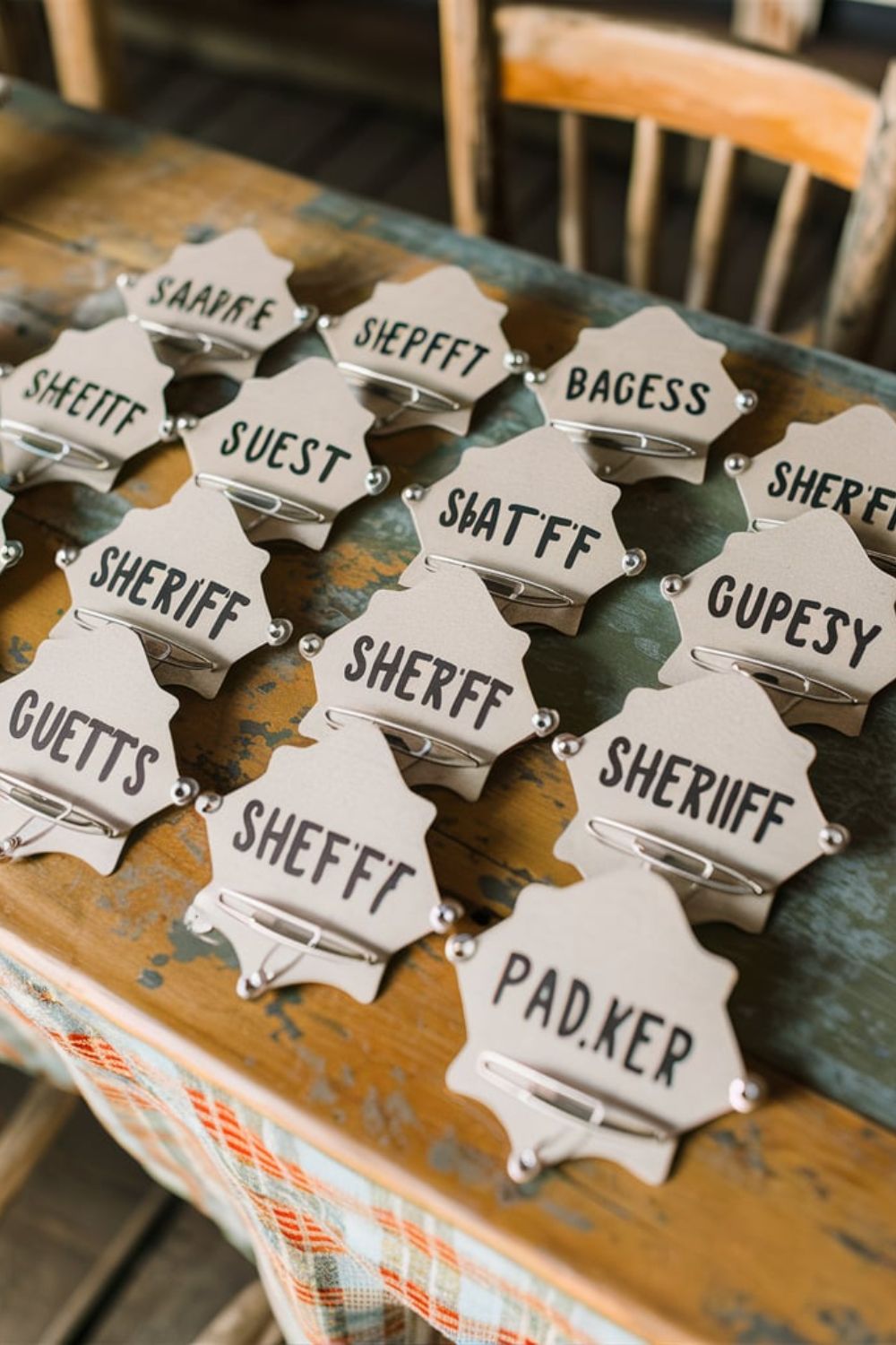 23 DIY Western Party Decorations [Within Minutes] – craftydiyers.com
