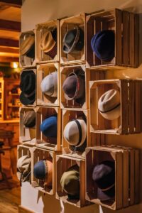 25 DIY Hat Rack [Easy To Make] – craftydiyers.com