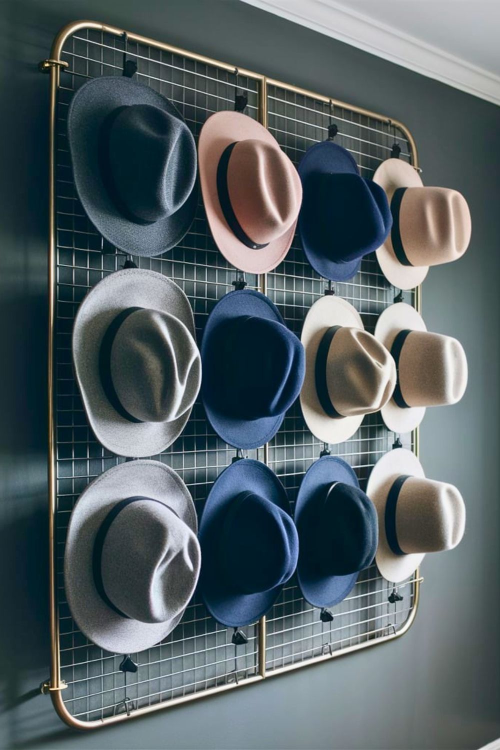 20 Hat Storage Ideas [Within Budget] – craftydiyers.com