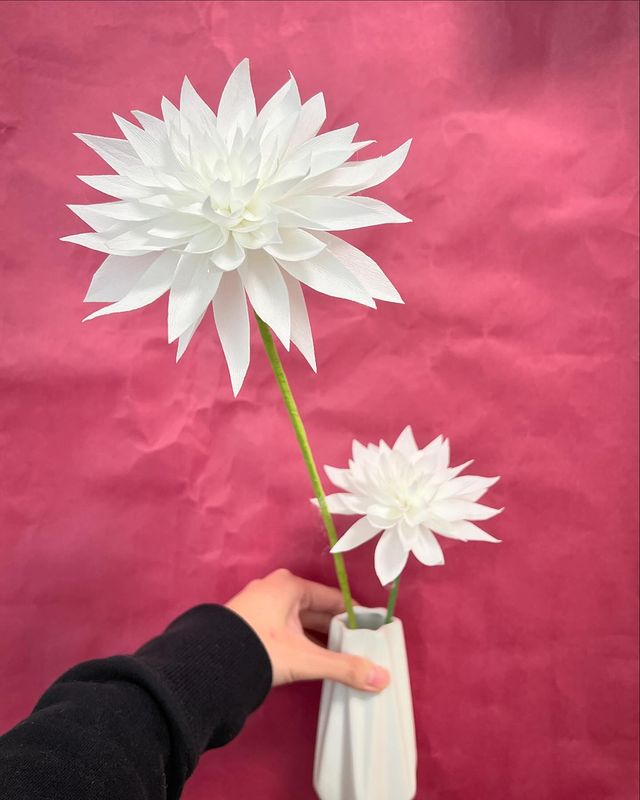 21 DIY Paper Flowers [Make Within Minutes] – craftydiyers.com